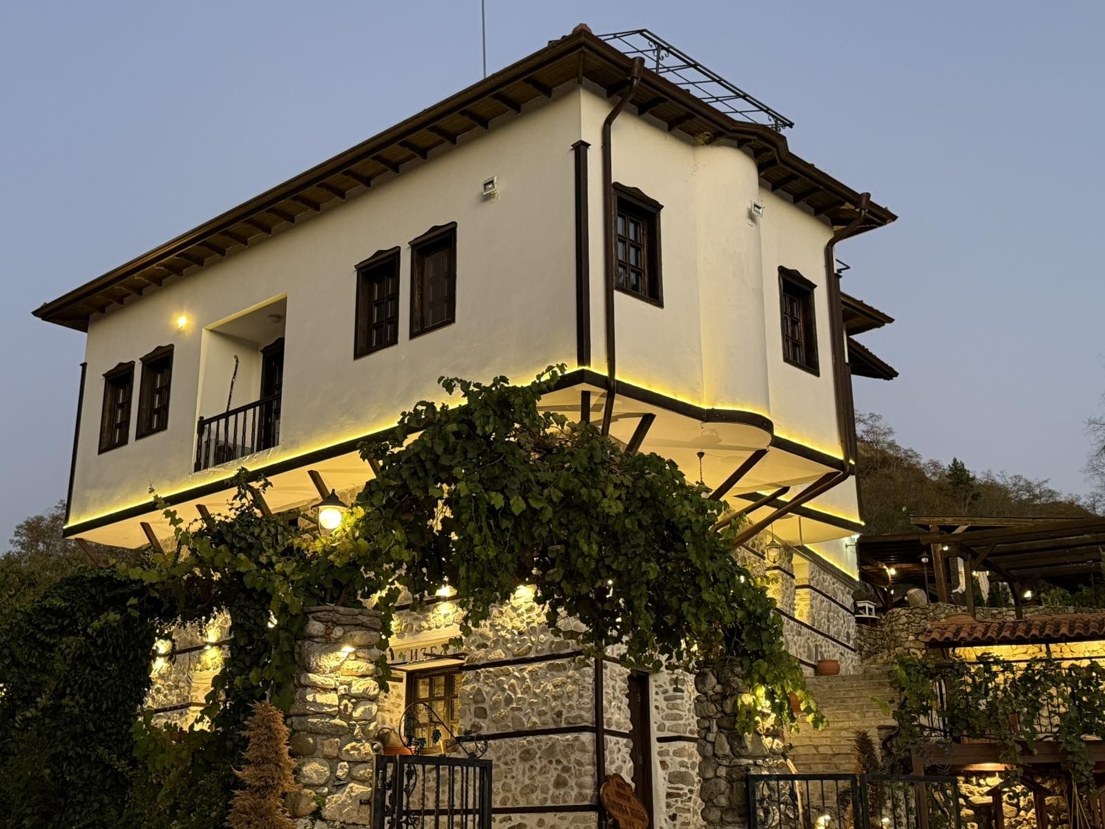 Book your unforgettable stay with us | Villa Melnik Residence & SPA